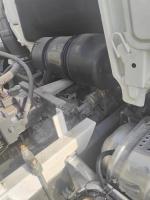 China Sinotruk Chassis Hydraulic Power Steering Concrete Mixer with 8 Displacement and 400hp for sale