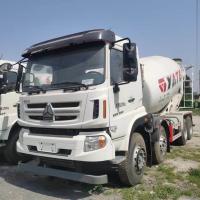 China Manual Transmission Sinotruk Hydraulic Concrete Mixer Truck 8 Displacement for Building for sale