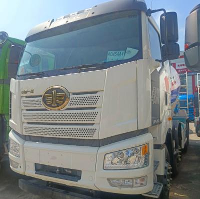 China Pre-Owned Concrete Mixer Truck with Maximum Horsepower 300-400hp and 10245x2496x3450m for sale