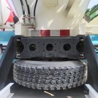 China Low Mileage Used Concrete Mixer Truck with Carbon Steel Cargo Box and Air Conditioner Cab for sale