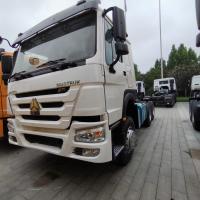 China Euro 3 Emission Standard Customized Sinotruck CNG Tractor Truck 6X4 380/371/375/550HP for sale