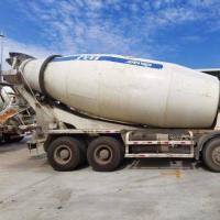 China 8 Displacement Sinotruk Diesel 2m3 Concrete Mixer Truck with Hydraulic Steering System for sale
