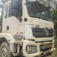 China Fuel- 6x4 Hydraulic Steering Sinotruk 2m3 Concrete Mixer Truck for Heavy Duty Applications for sale