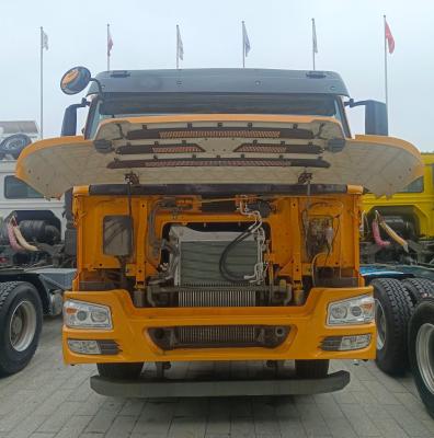 China Manual Transmission Type Fuel Truck Head HOWO 371HP for Long-Distance Hauling for sale
