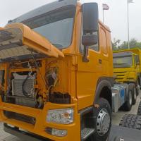 China Spacious Driver Seat and Customized 400L Fuel Tank Versatile 2024 HOWO Transport Truck for sale