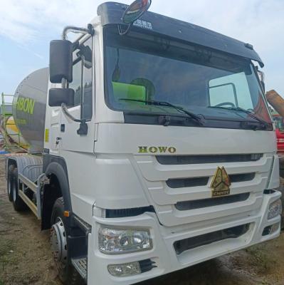 China Maximum Horsepower 300-400hp HOWO 12m3 Concrete Mixer Truck with Hydraulic Steering for sale