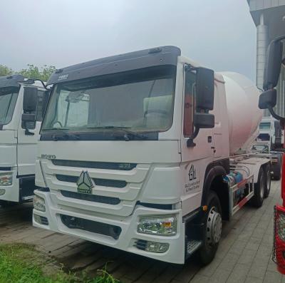 China Tyre Sinotruk Chassis HOWO 12m3 Cost- Concrete Mixer Truck for Construction Machinery for sale