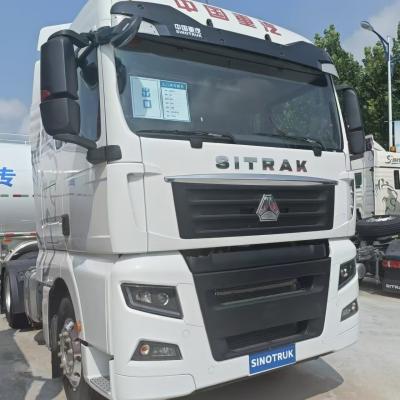 China 31-40t Load Capacity HOWO Tractor Truck with Air Suspension Driver Seat Features for sale