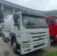 China Manual Transmission 12m3 Concrete Mixer Truck with Sinotruk Chassis and 30T Payload for sale