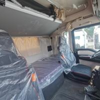China Comfortable Long Hauls with Tractor Air Suspension Seat and Carbon Steel Cargo Box for sale