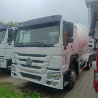 China Euro 3 Standard 12m3 Concrete Mixer Truck with Hydraulic Steering and Sinotruk Chassis for sale