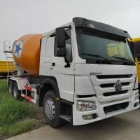 China 1000.00cm * 250.00cm * 345.00cm Package Size Water Delivery Truck with Sinotruk for sale