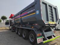 China Custom Color Self-Unloading Grain Transport Trailer 8000-9000mm Wheel Base and More for sale