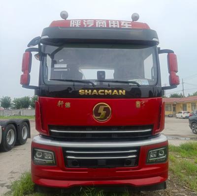 China 400L Fuel Tank Capacity Shacman Diesel 6X4 Tractor Truck with Tubeless Tire Design for sale