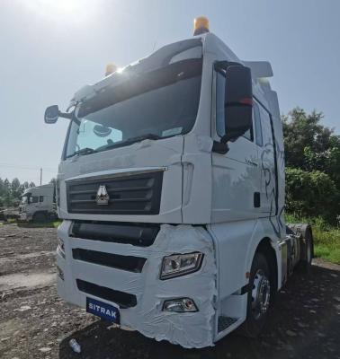 China Customized Sitrak Tractor Cargo Transport Truck for High Capacity Fuel Tank Transport for sale
