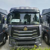 China Front Lifting Style HOWO 6X4 LNG Automatic Transmission Traction Transport Truck with 1 for sale