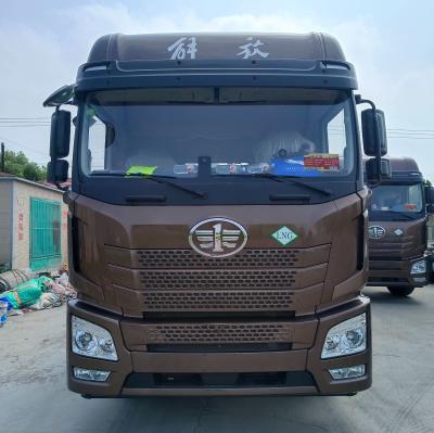 China Tubeless Tire Design Liberation Jh6 Gas Tractor with 4*2 Chassis and Power Steering for sale