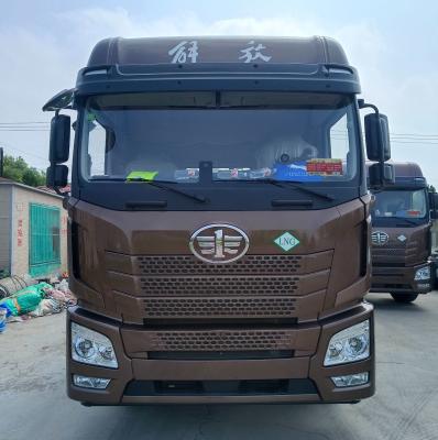 China 6×4 Drive Wheel Gas Tractor Transport Vehicle 630HP with Sinotruk Chassis and Tyres for sale