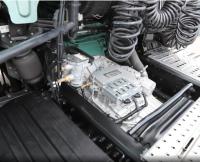 China Customized LNG and CNG FAW X6000 Tractor Truck with 580HP for sale