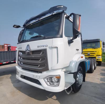 China Sinotruk HOWO Auman Tractor Fuel Tank High Horsepower 351-450hp Towing Semi Trailer for sale