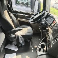 China Haowo LNG Tractor Truck 580HP to 700HP Tractor with Customized Drive Wheel 6×4 for sale
