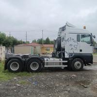 China Shandeka Traction Truck 390HP Diesel Engine 6*4/4*2/6*2 with Customized Request for sale