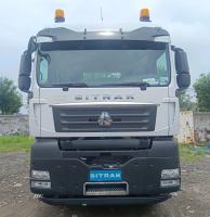 China High Capacity Diesel Long Haul Truck with Advanced Hydraulic Steering and Robust Power for sale