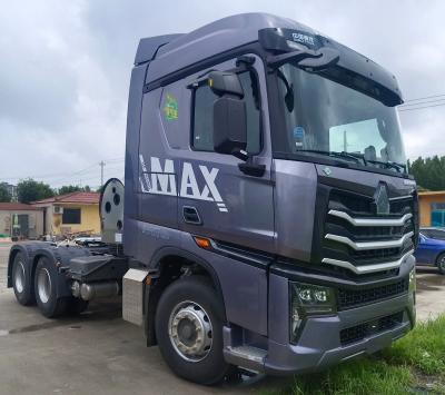 China 2024 Chinese Heavy-Duty HOWO LNG540HP Automatic Transmission Tractor Transport Truck for sale