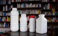 China 4 Layer Extrusion Automatic Blow Moulding Machine IML For 250Ml Pesticide Bottle for sale
