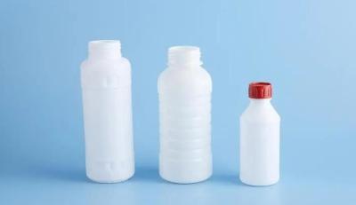 China 4 Layer Blow Moulding Machine With View Stripe Line For Pesticide Bottle for sale