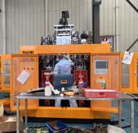 China Perfect Automatic Extrusion Blow Molding Machine For Plastic Milk Bottles for sale
