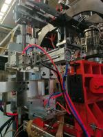 China 7.5kW Extruder Motor PET Plastic Bottle Blow Molding Machine With Auto Defleshing for sale
