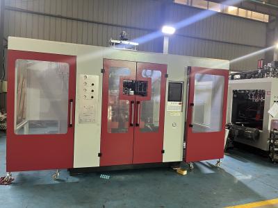 China Automatic Pet Bottle Blow Molding Machine for Smooth and Uniform Production for sale