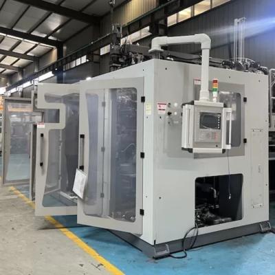 China Double Station Blow Molding Machine with Proportional Control for sale