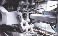 China MZ900MD Injection Blow Moulding Machine , Injection Molding Device Quick Response for sale