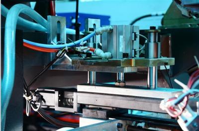 China Energy Saving Water Bottle Blow Molding Machine MP55D-3S With 3 Die Head And 2 Layer for sale