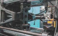 China Servo Type Plastic Injection Molding Machine MZ400MD With Better Molding Stability for sale