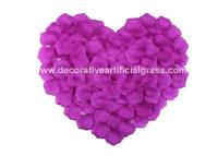 China Silk Cloth Artificial Flower Petals Bulk 4.5*4.5cm 5*5cm for sale