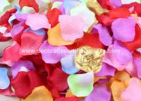 China Silk Polyester Fabrics Bulk Silk Artificial Flower Petals 3.5*3.5cm for sale