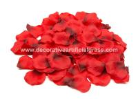 China OEM ODM Silk Fabric Synthetic Artificial Rose Petals For Decoration for sale