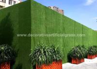 China PE PP Fake Grass Wall Outdoor Grass Fence Panels UV Protection for sale