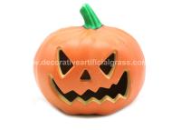China Resin Artificial Grass Halloween Pumpkins For Decorating OEM ODM for sale