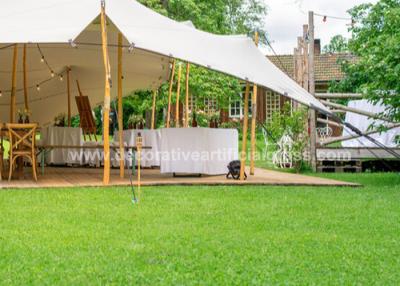 China Natural Green Artificial Landscaping Grass Turf Carpet UV Resistant 20mm for sale