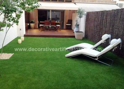 China SBR Latex Green Fake Grass Carpet / Decorative Artificial Grass Lawn For Indoor 30mm for sale