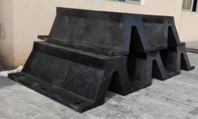China Dock Rubber Fender Perfect Choice For Long Lasting Marine Protection for sale