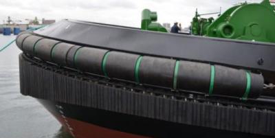 China Tug Cylindrical Fenders for sale