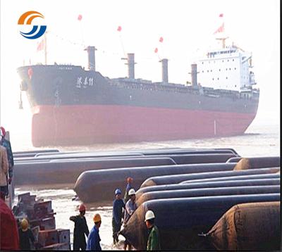 China Marine Rubber Airbag Diameter 1.8m X 10m Ship Lifting Floating Airbags for sale