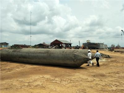 China Environmentally Friendly Inflatable Marine Airbags For Ship Upgrading And Docking for sale