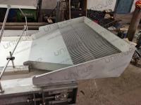 China Plum Nuts Palm Dates Inspection Conveyor Made of 304 Stainless Steel for Your Benefit for sale