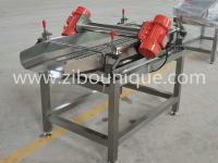 China 585 KG Capacity Fruit and Vegetable Vibrator Water Draining Machine for Water Drainage for sale